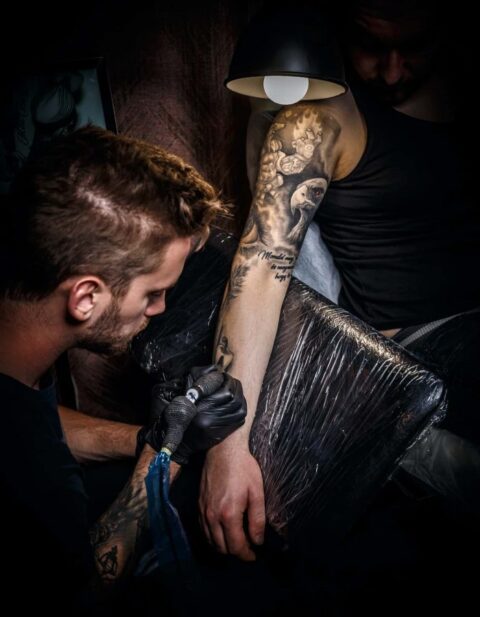 Viaticum Gallery - Tatovering og Piercing Studio i Oslo